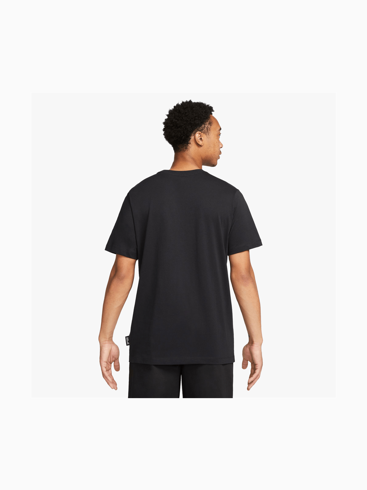 Nike Men's Nsw Black T-Shirt - Bash.com