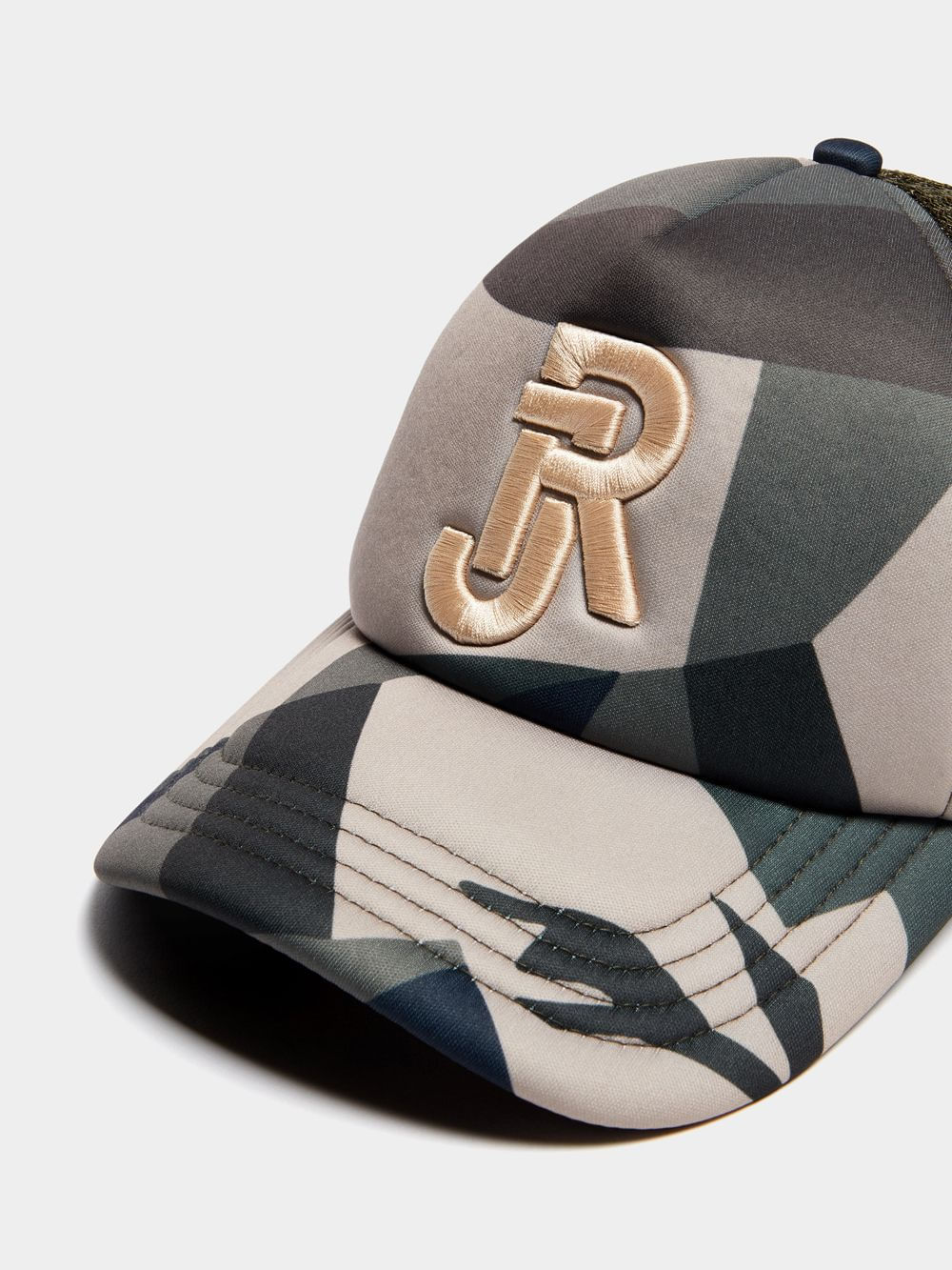 Men's Relay Jeans Camo Natural Trucker Cap - Bash.com