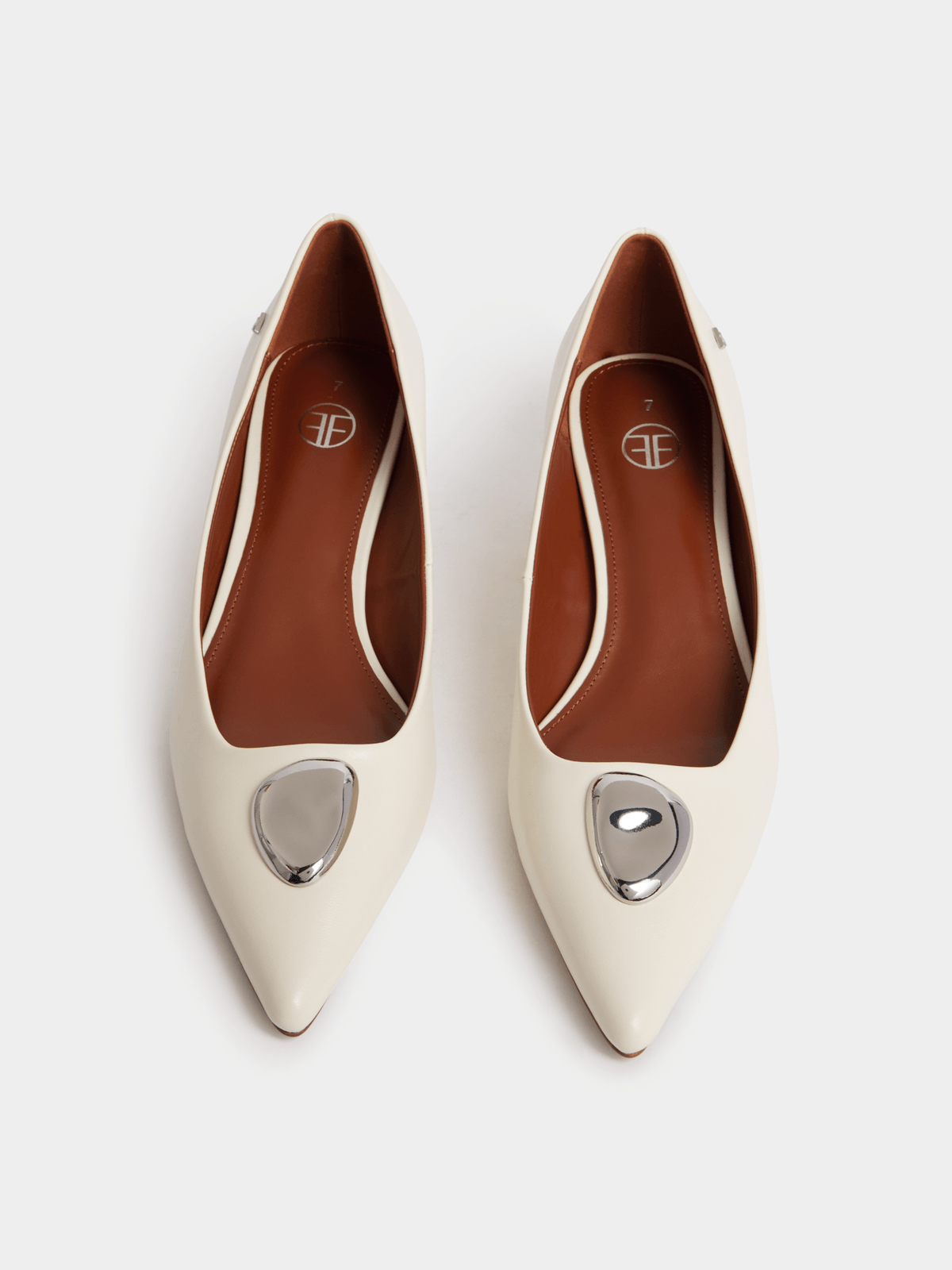 Hardware Detail Pointed Court Heels - Bash.com