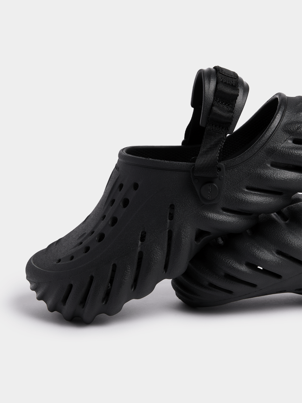 Crocs Men's Echo Black Clog - Bash.com