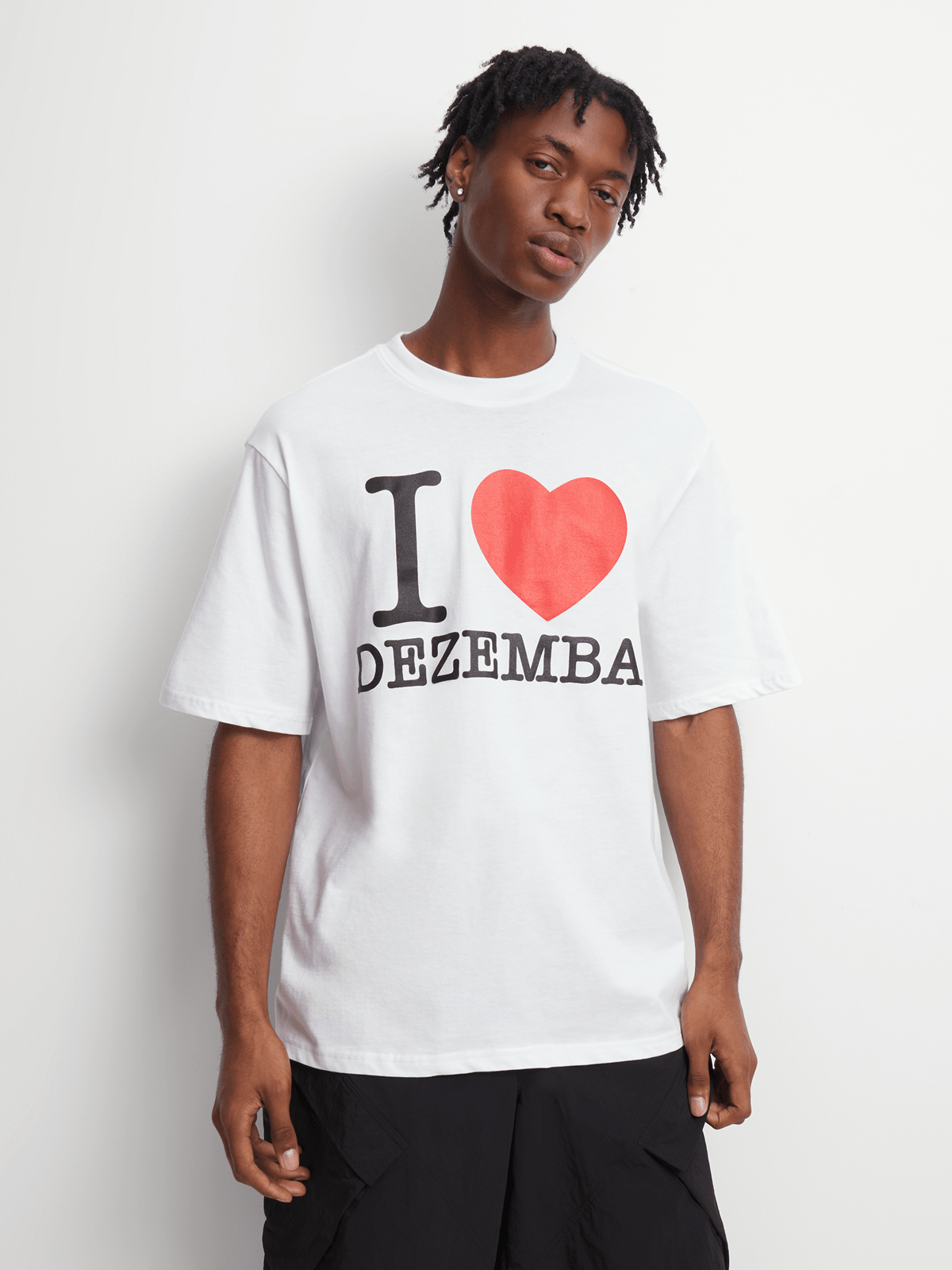 The FIX Men's White I Luv Dezemba Graphic Top | Bash