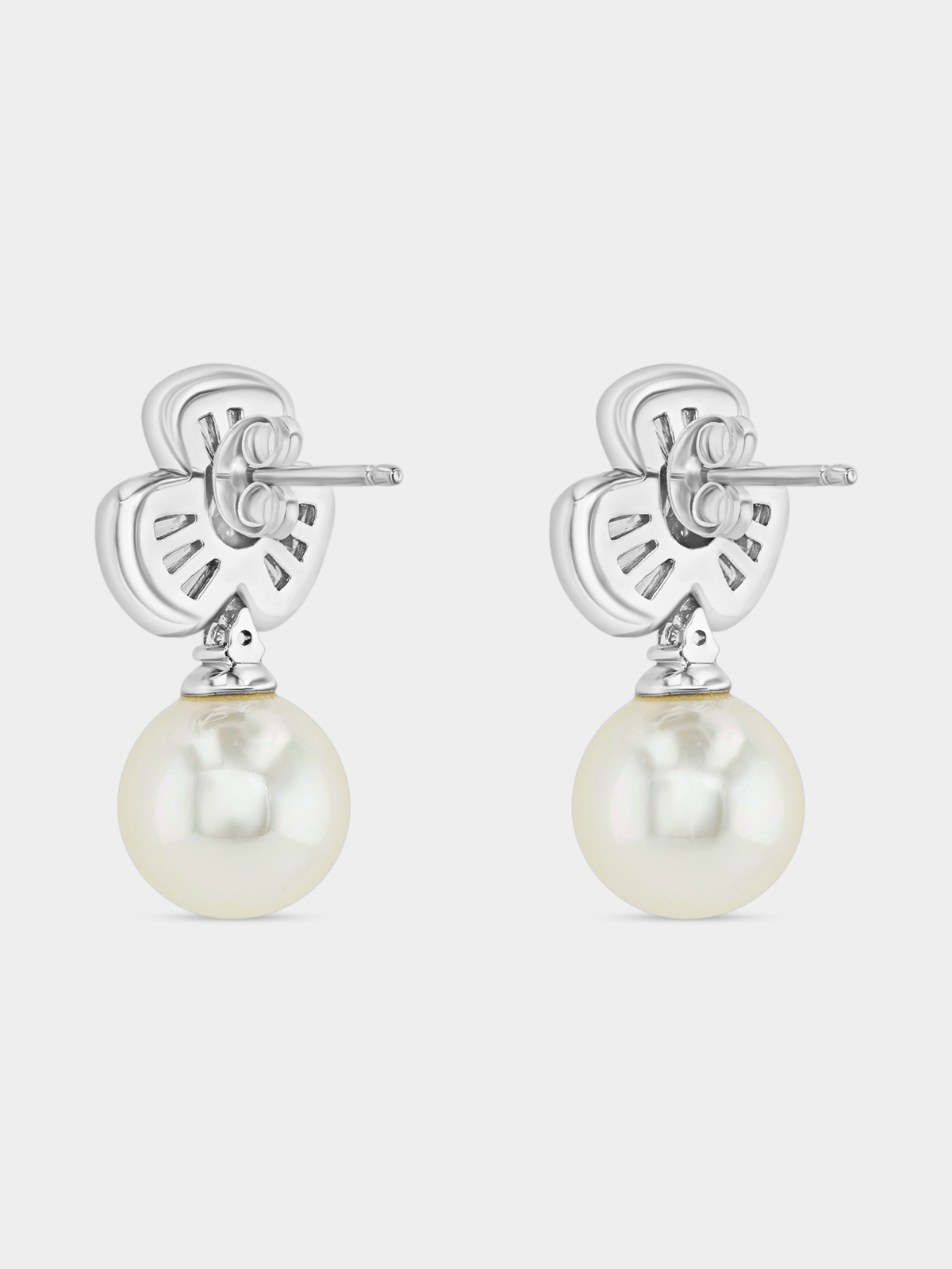 Cheté Sterling Silver Freshwater Pearl & Cubic Zirconia Flower Drop Earrings | Bash