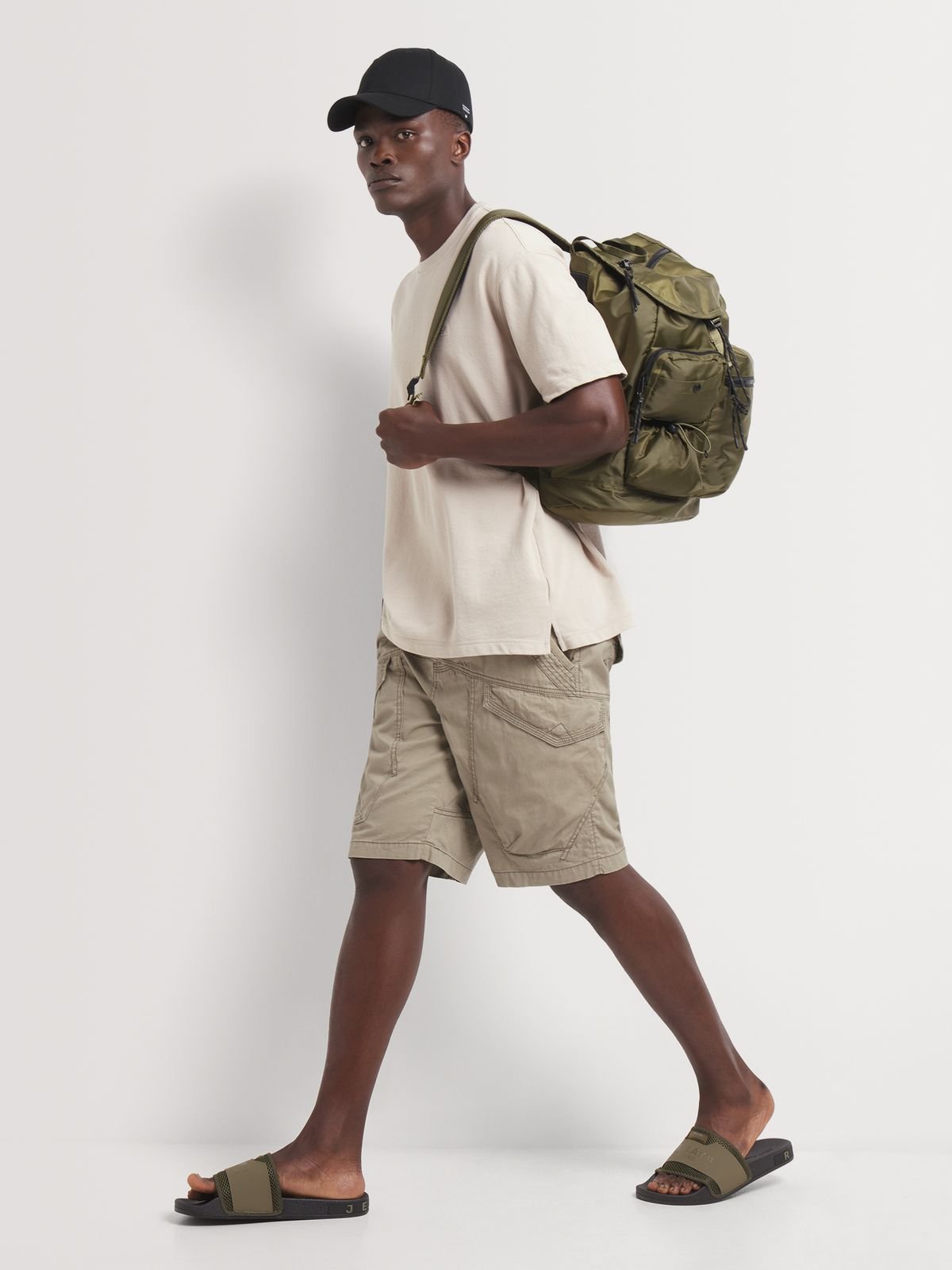 Relay Jeans Men's Utility Stone Cargo Shorts | Bash