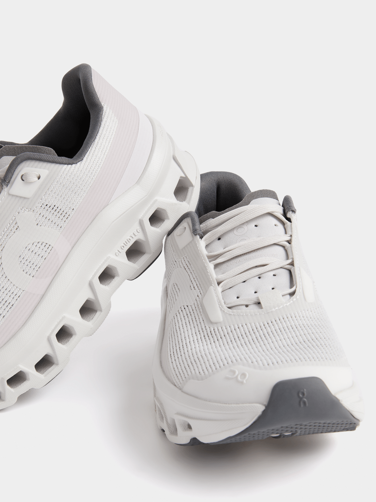 On Running Women's Cloudmonster Void Run Ivory/Wolf Sneaker - Bash.com