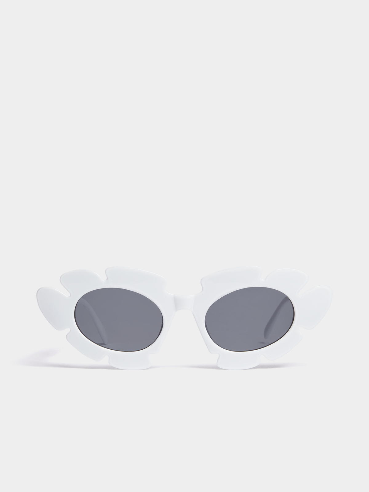 The Fix Womens White Flower Statement Sunglasses Bash