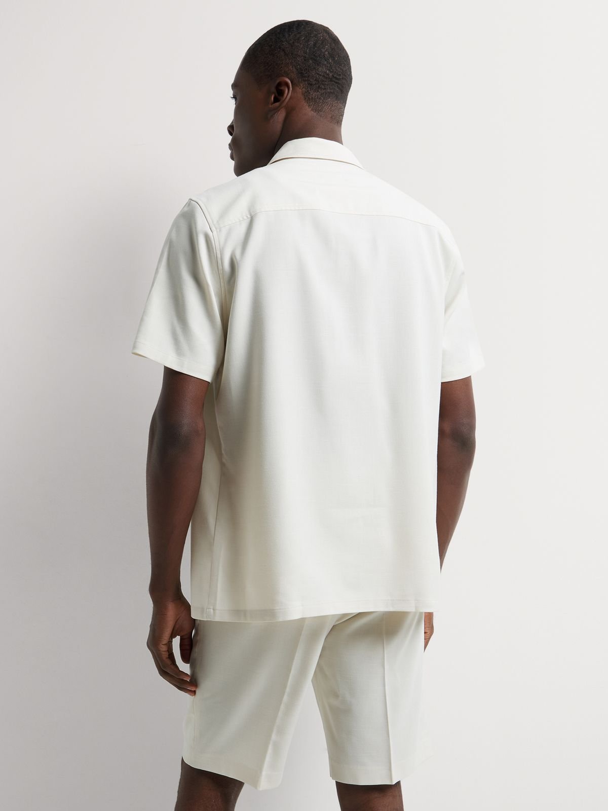 Men's Markham Textured Linen Pleated Ecru Short | Bash