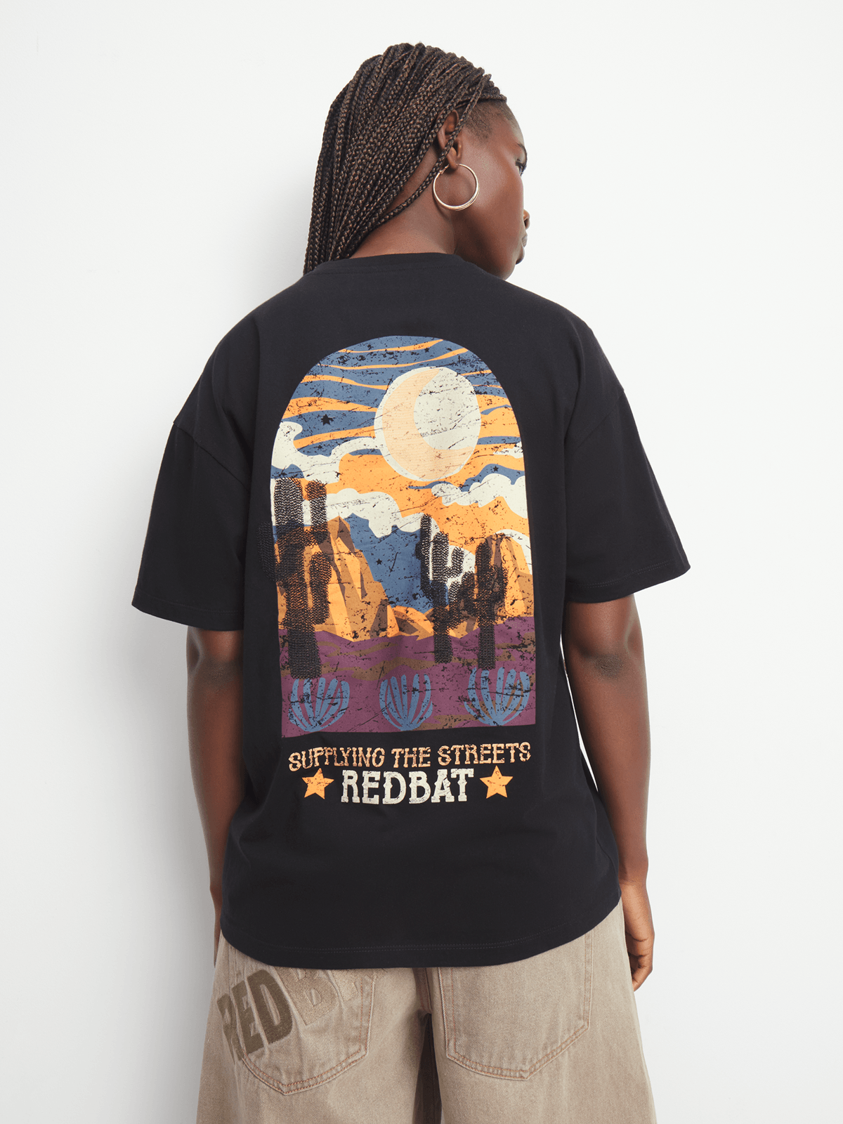 Redbat Women's Black Relaxed T-Shirt | Bash