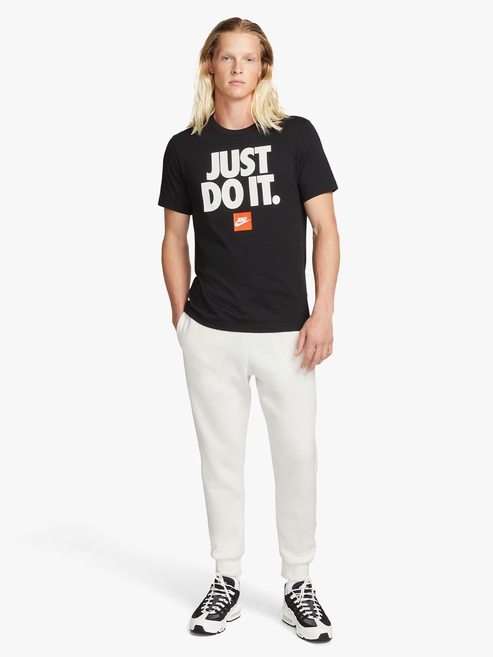 Nike Men's Nsw Black T-Shirt | Bash