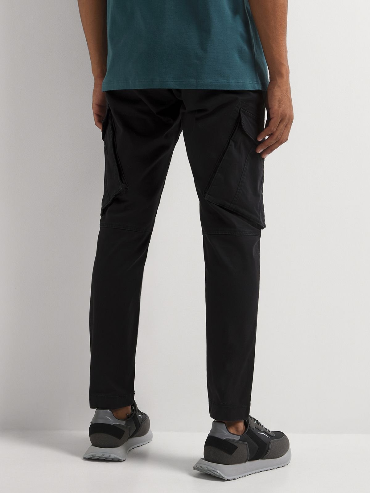 Relay Jeans Men's Uncuffed Utlity Black Pants | Bash