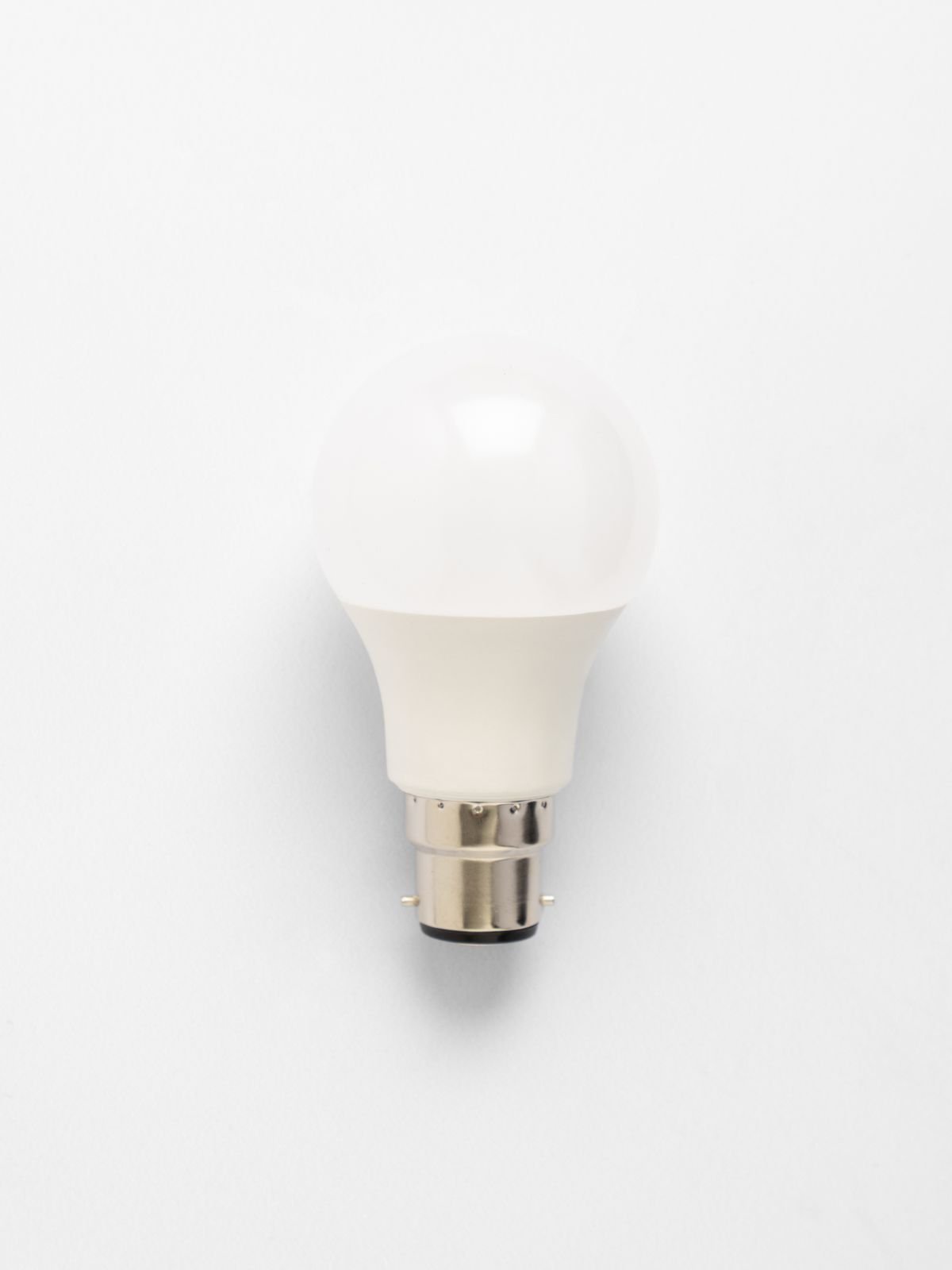 Eurolux LED Classic Globe Bulb A60 Cool White 6w B22 4000K Single N | Bash