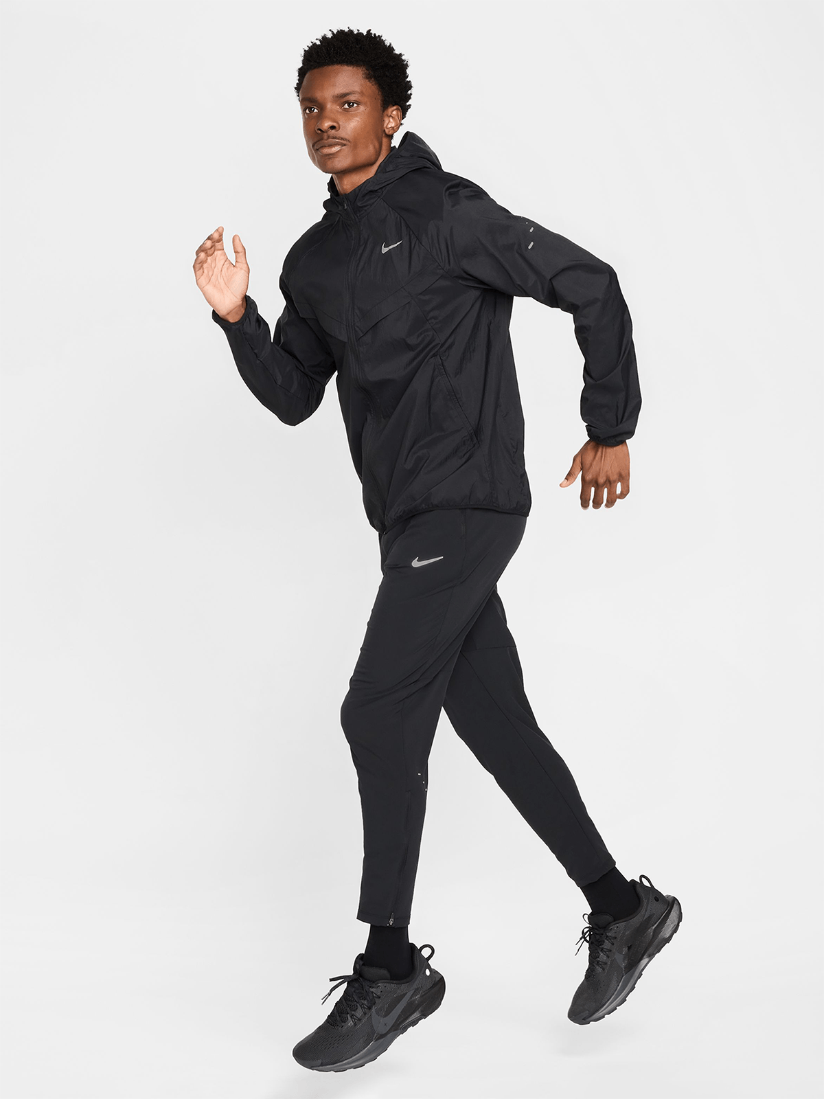 Nike Mens Stride Repel UV Black Running Jacket | Bash
