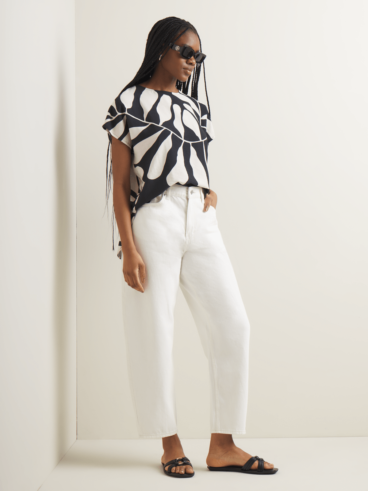 Women's Iconography Slash Neck Shell Top | Bash