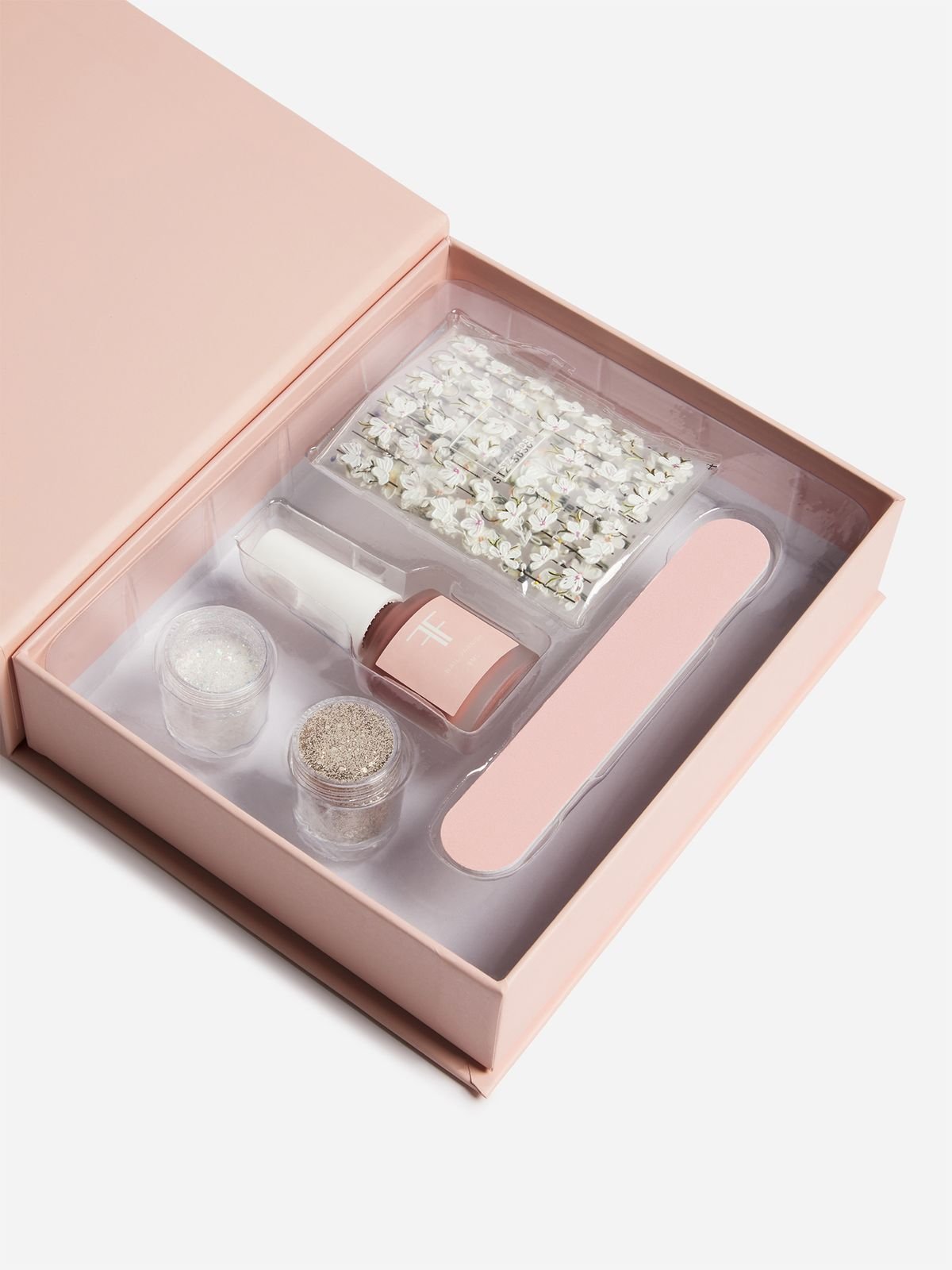 Foschini All Woman Nail Kit Gift Set | Bash