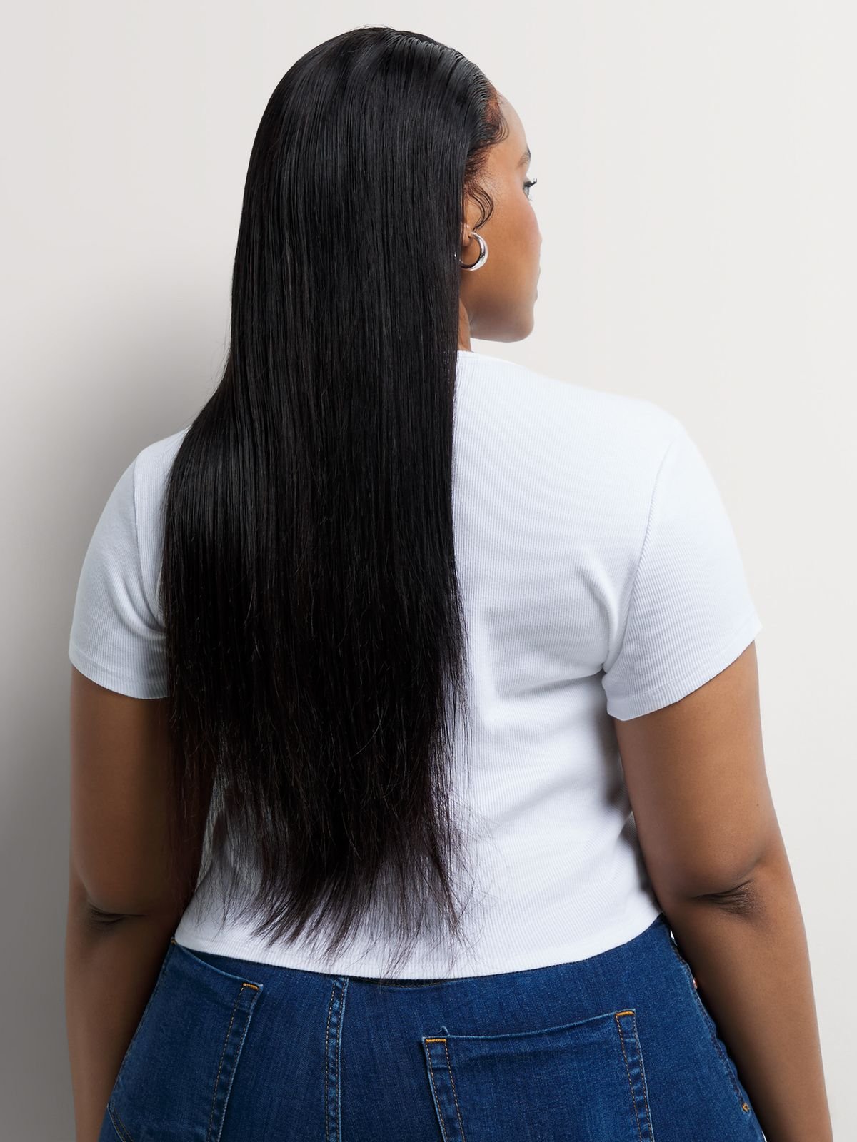 LaDina Hair 24” Full Frontal Straight Wig | Bash