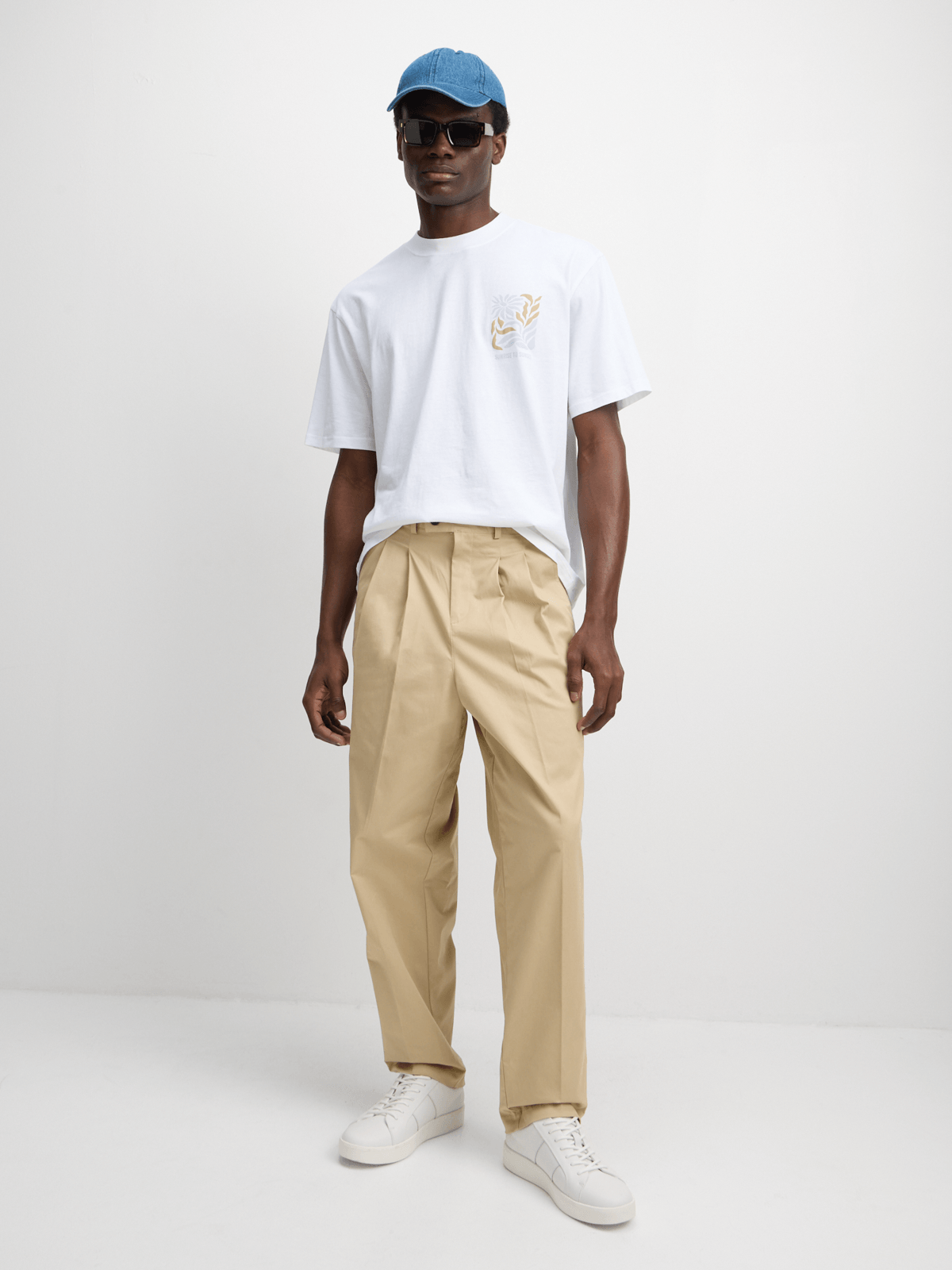 Jet Mens Ecru Baggy Pleated Chino | Bash