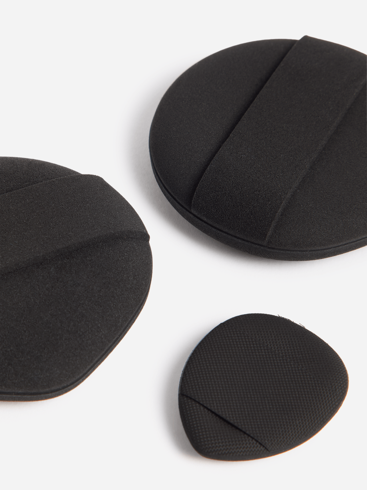 Foschini All Woman - 3pc Powder Blender Puffs + Mesh Bag | Bash